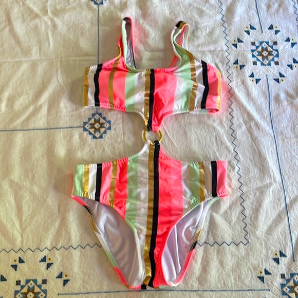 VENUS | Swim | Venus One Piece Swimsuit Size 6 | Poshmark